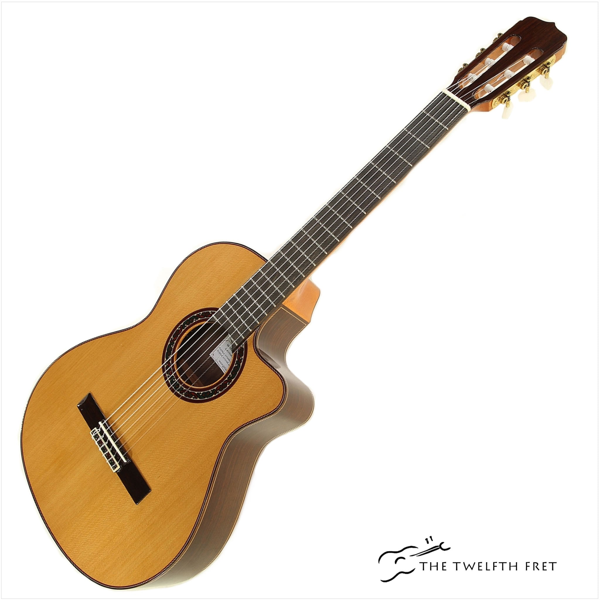 Ramírez Cut 2 Classical Guitar - The Twelfth Fret